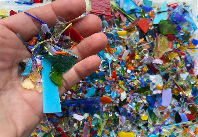 Molten Wonky, quirky handmade fused glass gifts.